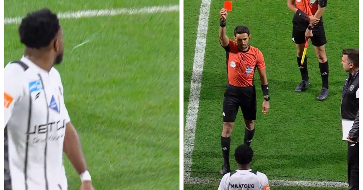 Video: escupió a un árbitro, lo llamaron del vestuario y vio la roja ...
